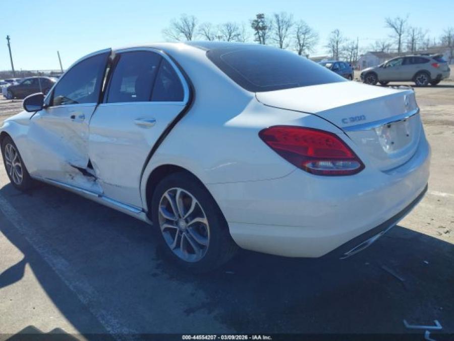 Mercedes-Benz C 300 2017 in Klaipeda, with an engine capacity of 0.00 L and mileage of 0 thousand km for 6550 €, photo 4 on AUTOMOTO.COM.LV