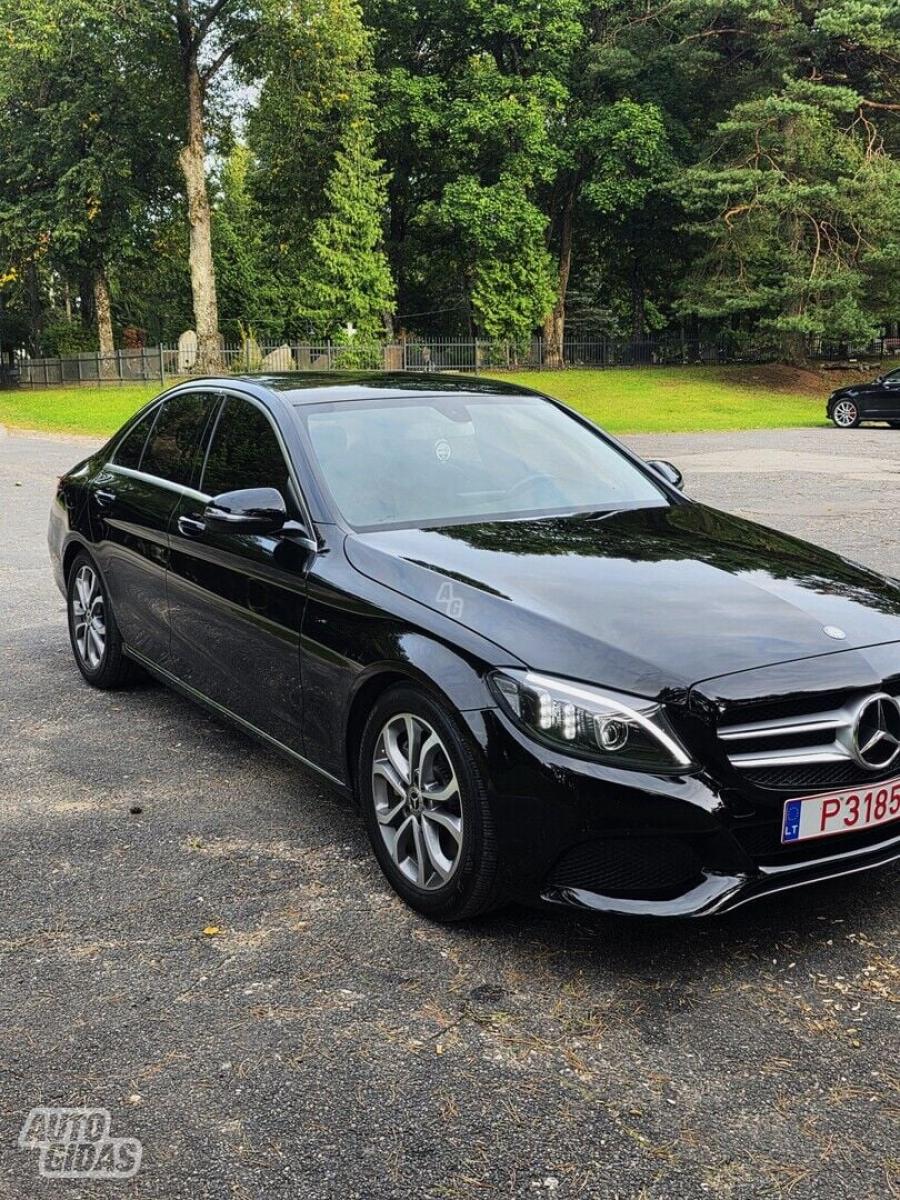 Mercedes-Benz C 300 2017 Mažeikiai, ar dzinēja tilpumu 2.00 L un nobraukumu 190 tūkst. km par 16250 €, foto 4 vietnē AUTOMOTO.COM.LV
