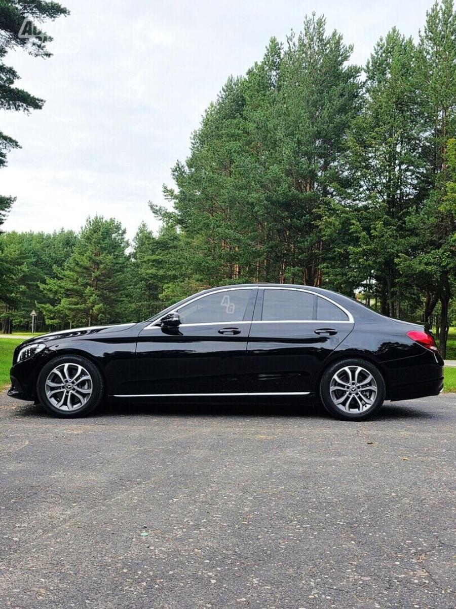 Mercedes-Benz C 300 2017 Mažeikiai, ar dzinēja tilpumu 2.00 L un nobraukumu 190 tūkst. km par 16250 €, foto 7 vietnē AUTOMOTO.COM.LV