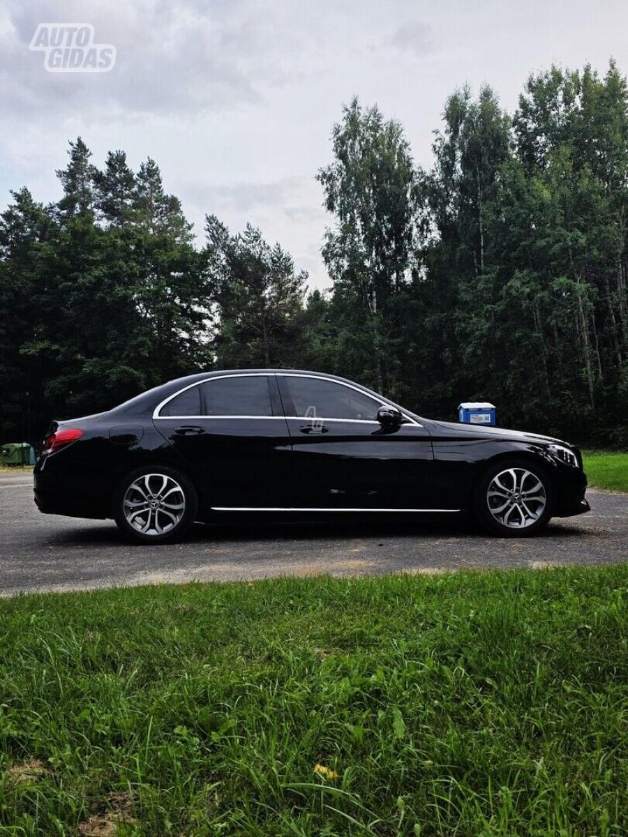 Mercedes-Benz C 300 2017 Mažeikiai, ar dzinēja tilpumu 2.00 L un nobraukumu 190 tūkst. km par 16250 €, foto 8 vietnē AUTOMOTO.COM.LV