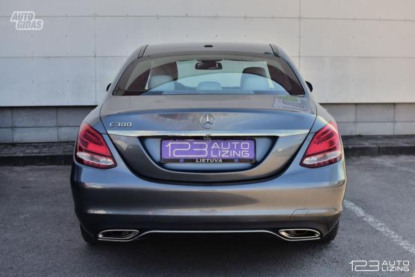 Mercedes-Benz C 300 2018 in Kretinga, with an engine capacity of 2.00 L and mileage of 61 thousand km for 21500 €, photo 8 on AUTOMOTO.COM.LV