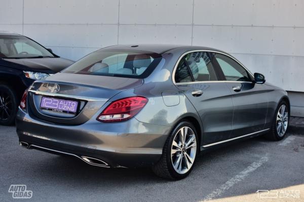 Mercedes-Benz C 300 2018 in Kretinga, with an engine capacity of 2.00 L and mileage of 61 thousand km for 21500 €, photo 9 on AUTOMOTO.COM.LV