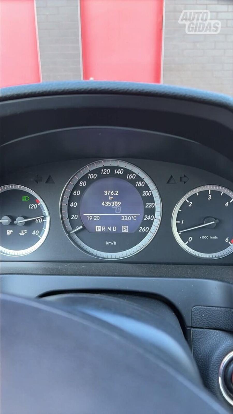 Мерседес Ц 300 2008 в Ионава, объемом двигателя 3.00 л и пробегом 436 тыс. км за 3000 €, фото 7 на AUTOMOTO.COM.LV