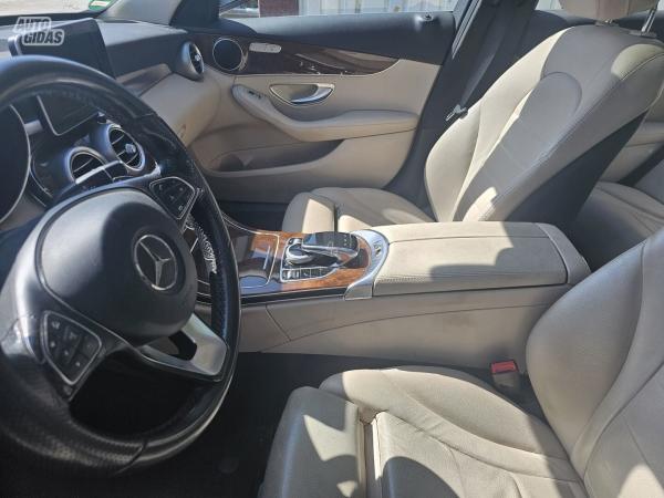 Mercedes-Benz C 300 2016 in Kaunas, with an engine capacity of 2.10 L and mileage of 279 thousand km for 8450 €, photo 8 on AUTOMOTO.COM.LV