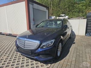 Mercedes-Benz C 300 2016 in Kaunas, with an engine capacity of 2.10 L and mileage of 279 thousand km for 8450 €, photo 13 on AUTOMOTO.COM.LV