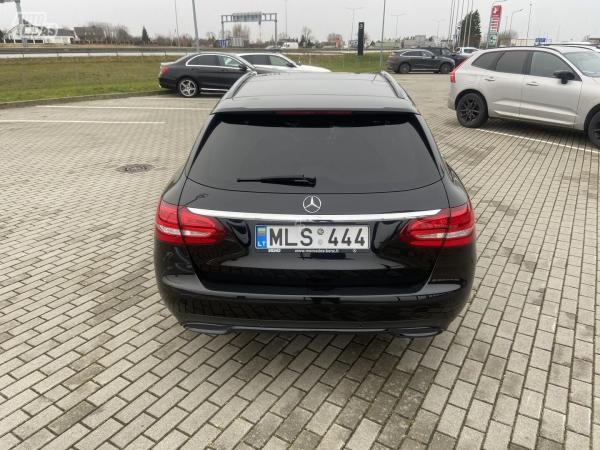 Mercedes-Benz C 300 2016 in Klaipeda, with an engine capacity of 2.20 L and mileage of 220 thousand km for 15000 €, photo 3 on AUTOMOTO.COM.LV