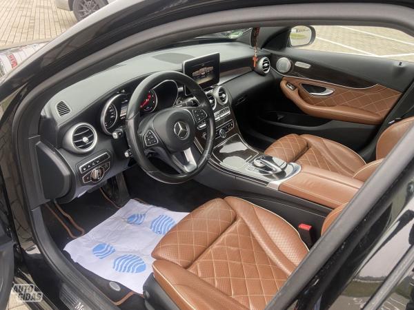 Mercedes-Benz C 300 2016 in Klaipeda, with an engine capacity of 2.20 L and mileage of 220 thousand km for 15000 €, photo 6 on AUTOMOTO.COM.LV