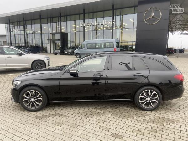 Mercedes-Benz C 300 2016 in Klaipeda, with an engine capacity of 2.20 L and mileage of 220 thousand km for 15000 €, photo 7 on AUTOMOTO.COM.LV