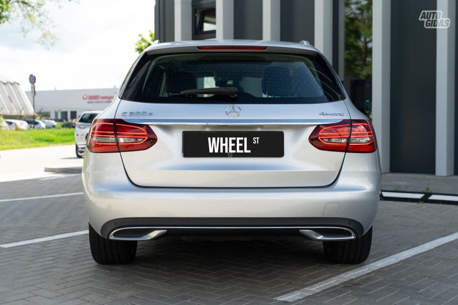 Mercedes-Benz C 300 2019 in Vilnius, with an engine capacity of 2.00 L and mileage of 110 thousand km for 22900 €, photo 5 on AUTOMOTO.COM.LV