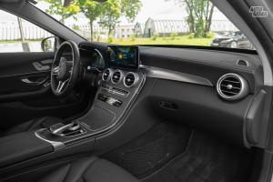 Mercedes-Benz C 300 2019 in Vilnius, with an engine capacity of 2.00 L and mileage of 110 thousand km for 22900 €, photo 17 on AUTOMOTO.COM.LV