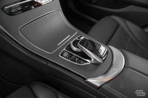 Mercedes-Benz C 300 2019 in Vilnius, with an engine capacity of 2.00 L and mileage of 110 thousand km for 22900 €, photo 34 on AUTOMOTO.COM.LV