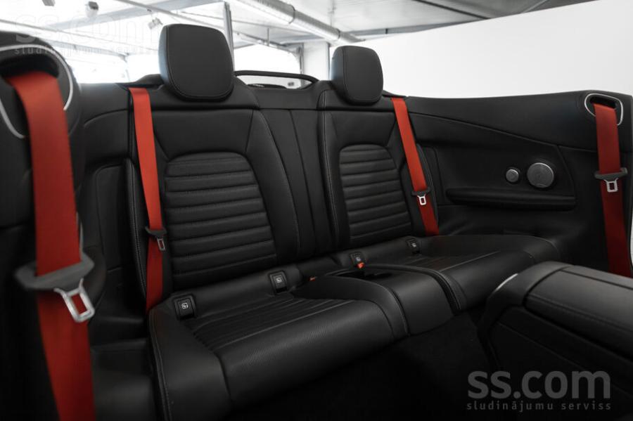 Balts Mercedes-Benz C 300 2017 Tukums, ar dzinēja tilpumu 2.00 L un nobraukumu 0 tūkst. km par 32000 €, foto 15 vietnē AUTOMOTO.COM.LV