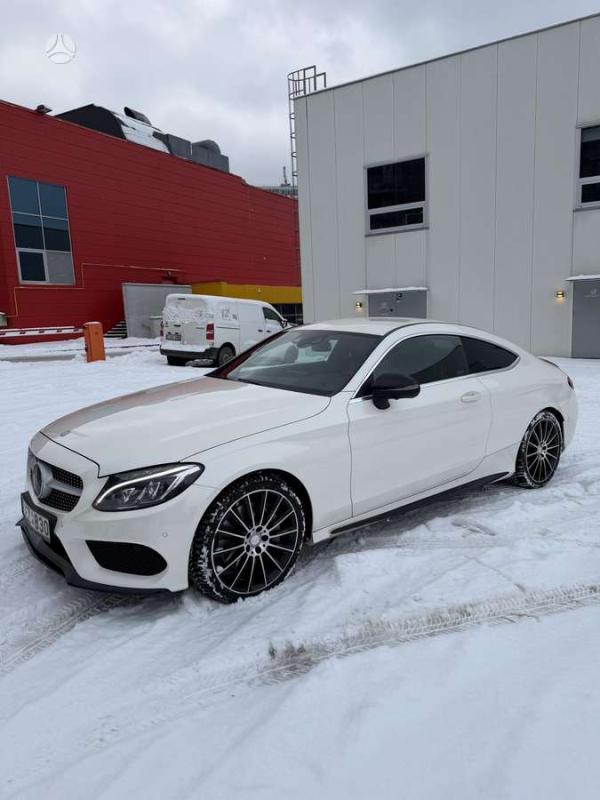 Balts Mercedes-Benz C 300 2016 Viļņa, ar dzinēja tilpumu 1.99 L un nobraukumu 153 tūkst. km par 23000 €, foto 1 vietnē AUTOMOTO.COM.LV