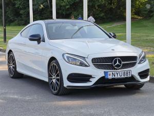 Balts Mercedes-Benz C 300 2017 Viļņa, ar dzinēja tilpumu 1.99 L un nobraukumu 156 tūkst. km par 22000 €, foto  vietnē AUTOMOTO.COM.LV
