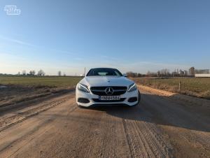 Balts Mercedes-Benz C 300 2018 Kauņa, ar dzinēja tilpumu 2.00 L un nobraukumu 171 tūkst. km par 18000 €, foto 2 vietnē AUTOMOTO.COM.LV