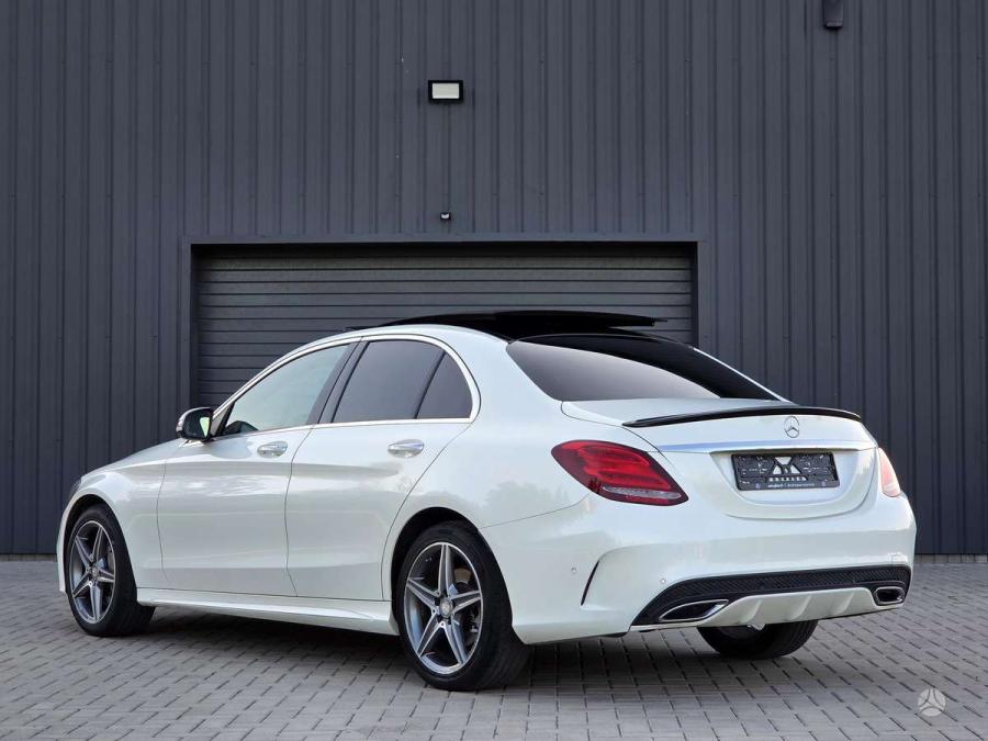 Balts Mercedes-Benz C 300 2014 Kauņa, ar dzinēja tilpumu 2.14 L un nobraukumu 240 tūkst. km par 14500 €, foto 4 vietnē AUTOMOTO.COM.LV