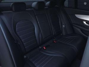 White Mercedes-Benz C 300 2014 in Kaunas, with an engine capacity of 2.14 L and mileage of 240 thousand km for 14500 €, photo 14 on AUTOMOTO.COM.LV