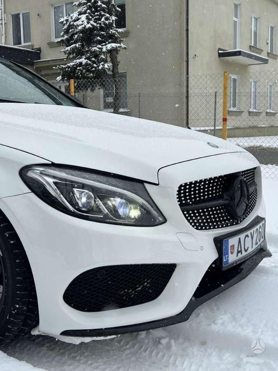 Balts Mercedes-Benz C 300 2015 Viļņa, ar dzinēja tilpumu 2.00 L un nobraukumu 130 tūkst. km par 17000 €, foto 6 vietnē AUTOMOTO.COM.LV