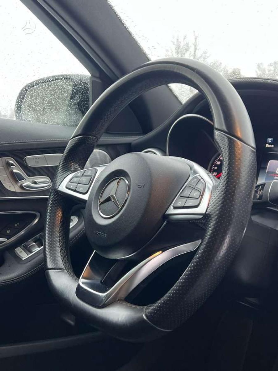 Balts Mercedes-Benz C 300 2015 Viļņa, ar dzinēja tilpumu 2.00 L un nobraukumu 130 tūkst. km par 17000 €, foto 10 vietnē AUTOMOTO.COM.LV