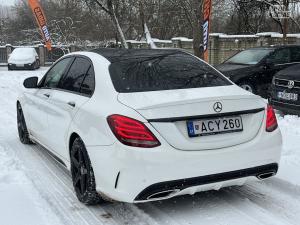 White Mercedes-Benz C 300 2015 in Vilnius, with an engine capacity of 2.00 L and mileage of 130 thousand km for 17000 €, photo 2 on AUTOMOTO.COM.LV