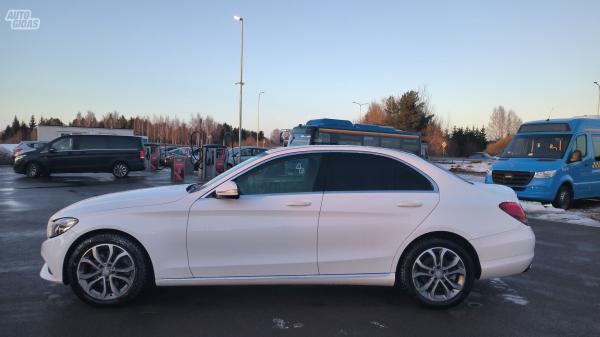 Balts Mercedes-Benz C 300 2015 Klaipėda, ar dzinēja tilpumu 2.00 L un nobraukumu 160 tūkst. km par 11900 €, foto 5 vietnē AUTOMOTO.COM.LV