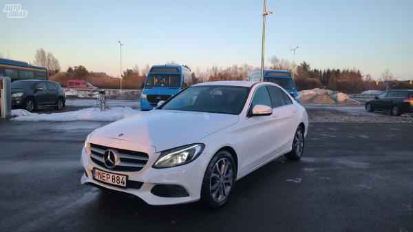 Balts Mercedes-Benz C 300 2015 Klaipėda, ar dzinēja tilpumu 2.00 L un nobraukumu 160 tūkst. km par 11900 €, foto 6 vietnē AUTOMOTO.COM.LV