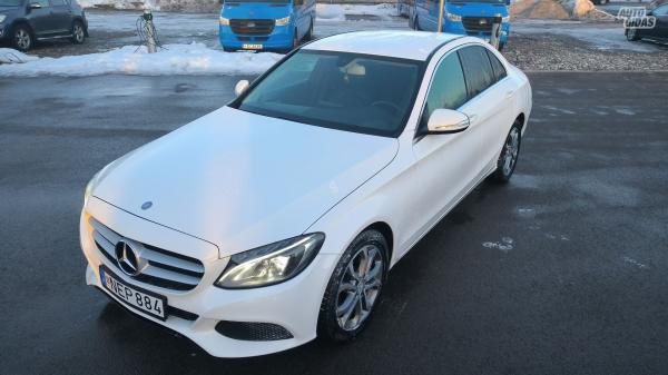 Balts Mercedes-Benz C 300 2015 Klaipėda, ar dzinēja tilpumu 2.00 L un nobraukumu 160 tūkst. km par 11900 €, foto 7 vietnē AUTOMOTO.COM.LV
