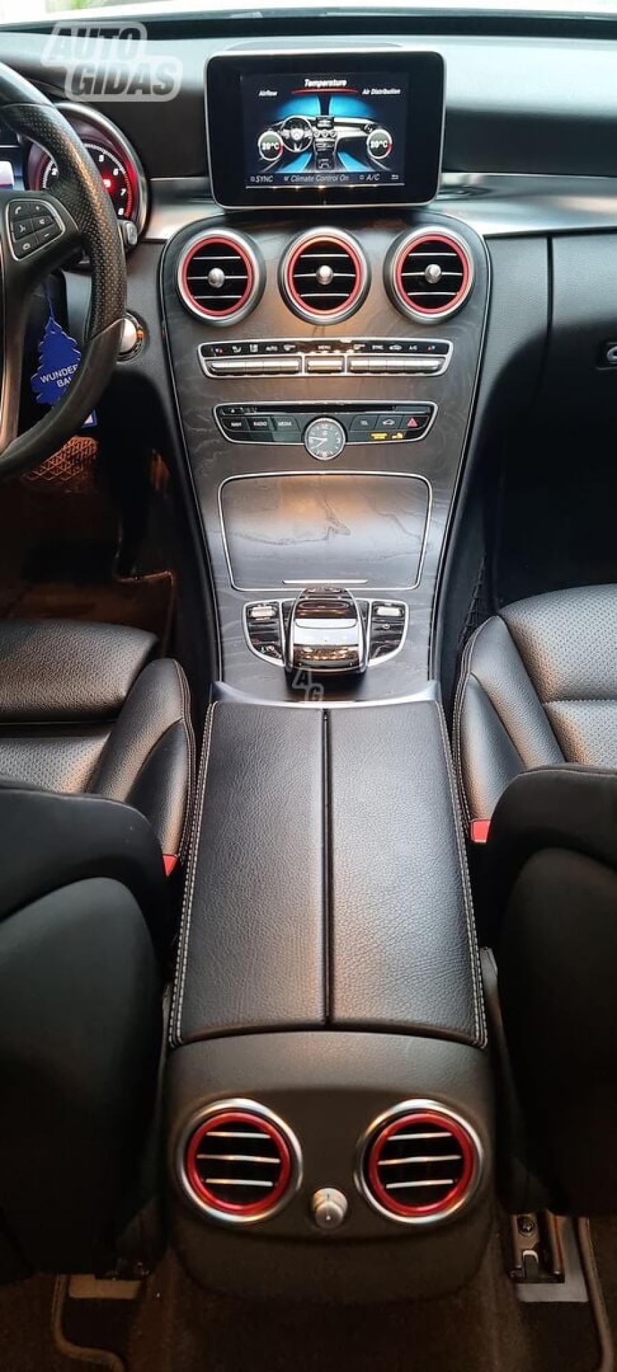 Balts Mercedes-Benz C 300 2015 Viļņa, ar dzinēja tilpumu 2.00 L un nobraukumu 170 tūkst. km par 8400 €, foto 13 vietnē AUTOMOTO.COM.LV