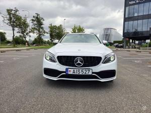 Белый Мерседес Ц 300 2015 в Вильнюс, объемом двигателя 1.99 л и пробегом 201 тыс. км за 16400 €, фото 17 на AUTOMOTO.COM.LV