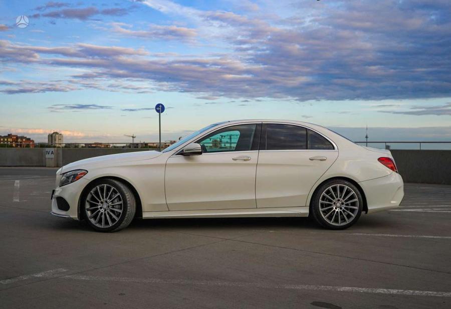 Balts Mercedes-Benz C 300 2015 Viļņa, ar dzinēja tilpumu 1.99 L un nobraukumu 161 tūkst. km par 14500 €, foto 3 vietnē AUTOMOTO.COM.LV