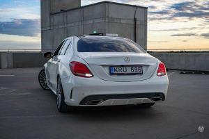 Balts Mercedes-Benz C 300 2015 Viļņa, ar dzinēja tilpumu 1.99 L un nobraukumu 161 tūkst. km par 14500 €, foto 7 vietnē AUTOMOTO.COM.LV