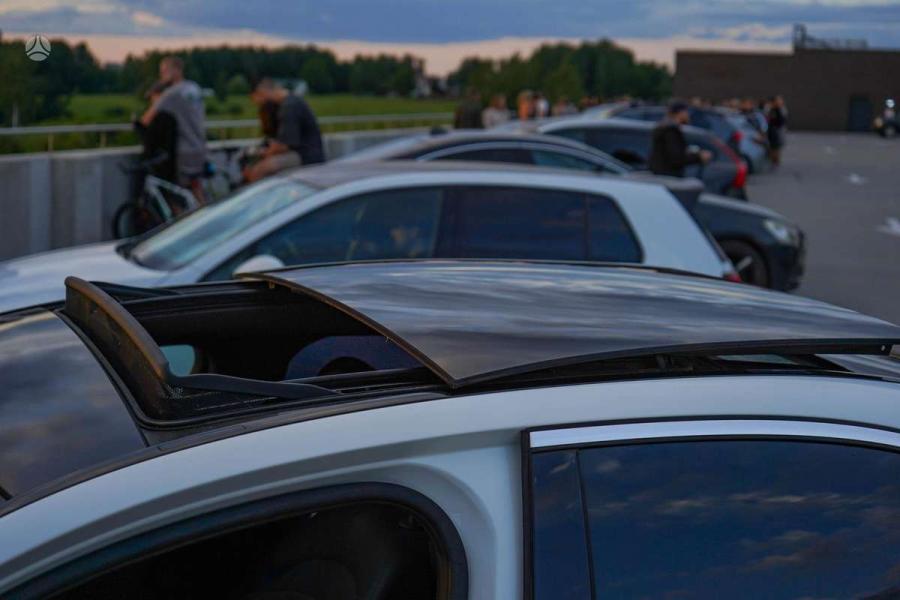 Balts Mercedes-Benz C 300 2015 Viļņa, ar dzinēja tilpumu 1.99 L un nobraukumu 161 tūkst. km par 14500 €, foto 13 vietnē AUTOMOTO.COM.LV