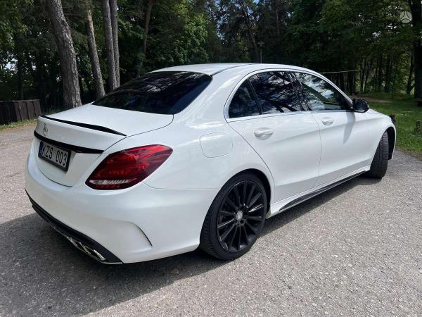 Белый Мерседес Ц 300 2016 в Ионава, объемом двигателя 1.99 л и пробегом 120 тыс. км за 18500 €, фото 6 на AUTOMOTO.COM.LV