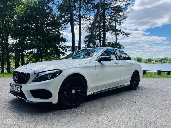 White Mercedes-Benz C 300 2016 in Jonava, with an engine capacity of 1.99 L and mileage of 120 thousand km for 18500 €, photo 1 on AUTOMOTO.COM.LV