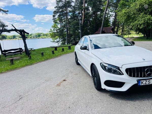 White Mercedes-Benz C 300 2016 in Jonava, with an engine capacity of 1.99 L and mileage of 120 thousand km for 18500 €, photo 2 on AUTOMOTO.COM.LV