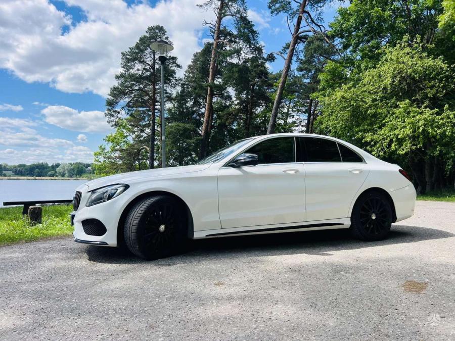 Balts Mercedes-Benz C 300 2016 Jonava, ar dzinēja tilpumu 1.99 L un nobraukumu 120 tūkst. km par 18500 €, foto 4 vietnē AUTOMOTO.COM.LV