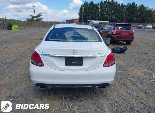 Balts Mercedes-Benz C 300 2016 Klaipėda, ar dzinēja tilpumu 1.99 L un nobraukumu 140 tūkst. km par 9800 €, foto 7 vietnē AUTOMOTO.COM.LV