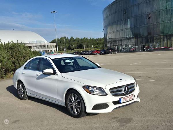 White Mercedes-Benz C 300 2016 in Siauliai, with an engine capacity of 1.99 L and mileage of 198 thousand km for 14900 €, photo 2 on AUTOMOTO.COM.LV