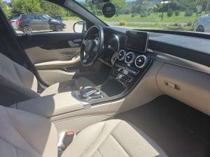 White Mercedes-Benz C 300 2017 in Vilnius, with an engine capacity of 2.00 L and mileage of 135 thousand km for 11000 €, photo 13 on AUTOMOTO.COM.LV