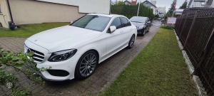 Белый Мерседес Ц 300 2018 в Вильнюс, объемом двигателя 2.00 л и пробегом 120 тыс. км за 165000 €, фото 4 на AUTOMOTO.COM.LV
