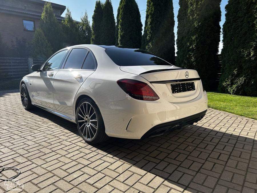 Balts Mercedes-Benz C 300 2019 Kauņa, ar dzinēja tilpumu 2.00 L un nobraukumu 85 tūkst. km par 23500 €, foto 1 vietnē AUTOMOTO.COM.LV