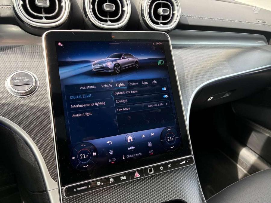 Белый Мерседес Ц 300 2025 в Каунас, объемом двигателя 2.00 л и пробегом 9 тыс. км за 49900 €, фото 21 на AUTOMOTO.COM.LV