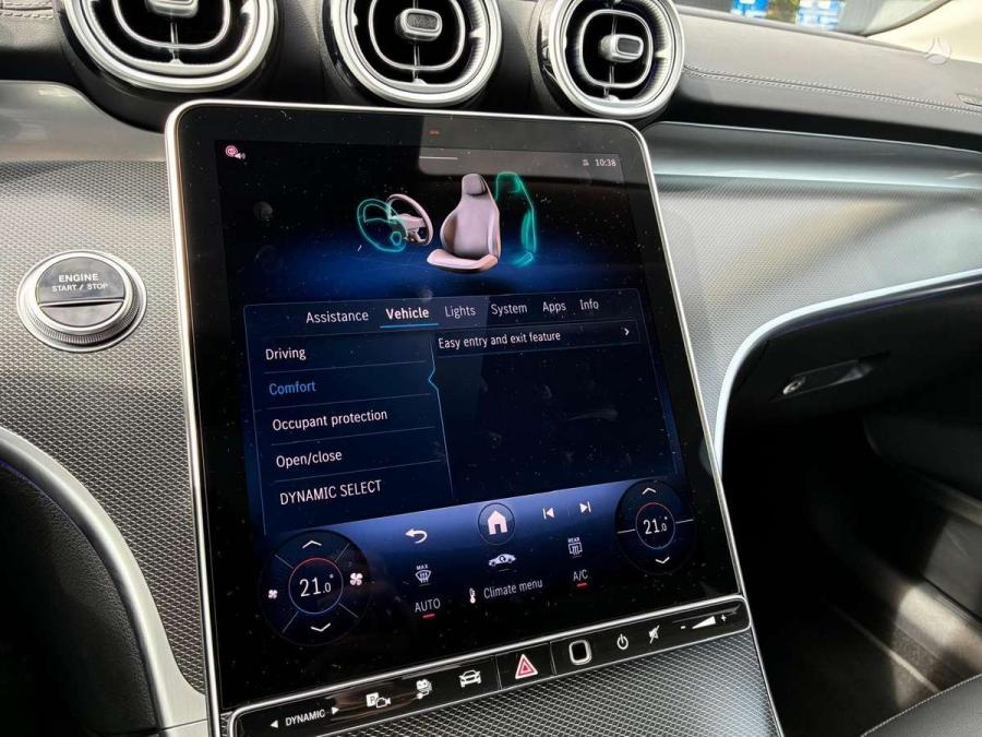 Белый Мерседес Ц 300 2025 в Каунас, объемом двигателя 2.00 л и пробегом 9 тыс. км за 49900 €, фото 23 на AUTOMOTO.COM.LV