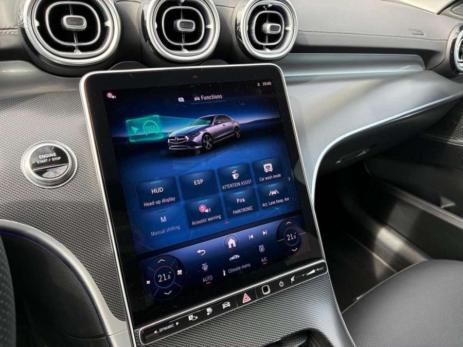 Белый Мерседес Ц 300 2025 в Каунас, объемом двигателя 2.00 л и пробегом 9 тыс. км за 49900 €, фото 25 на AUTOMOTO.COM.LV