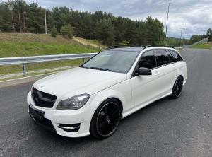 Balts Mercedes-Benz C 300 2011 Kauņa, ar dzinēja tilpumu 2.99 L un nobraukumu 289 tūkst. km par 9000 €, foto  vietnē AUTOMOTO.COM.LV