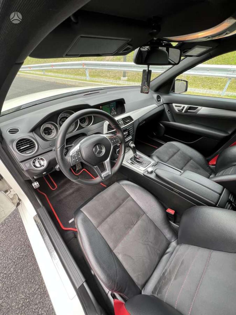 Balts Mercedes-Benz C 300 2011 Kauņa, ar dzinēja tilpumu 2.99 L un nobraukumu 289 tūkst. km par 9000 €, foto 10 vietnē AUTOMOTO.COM.LV