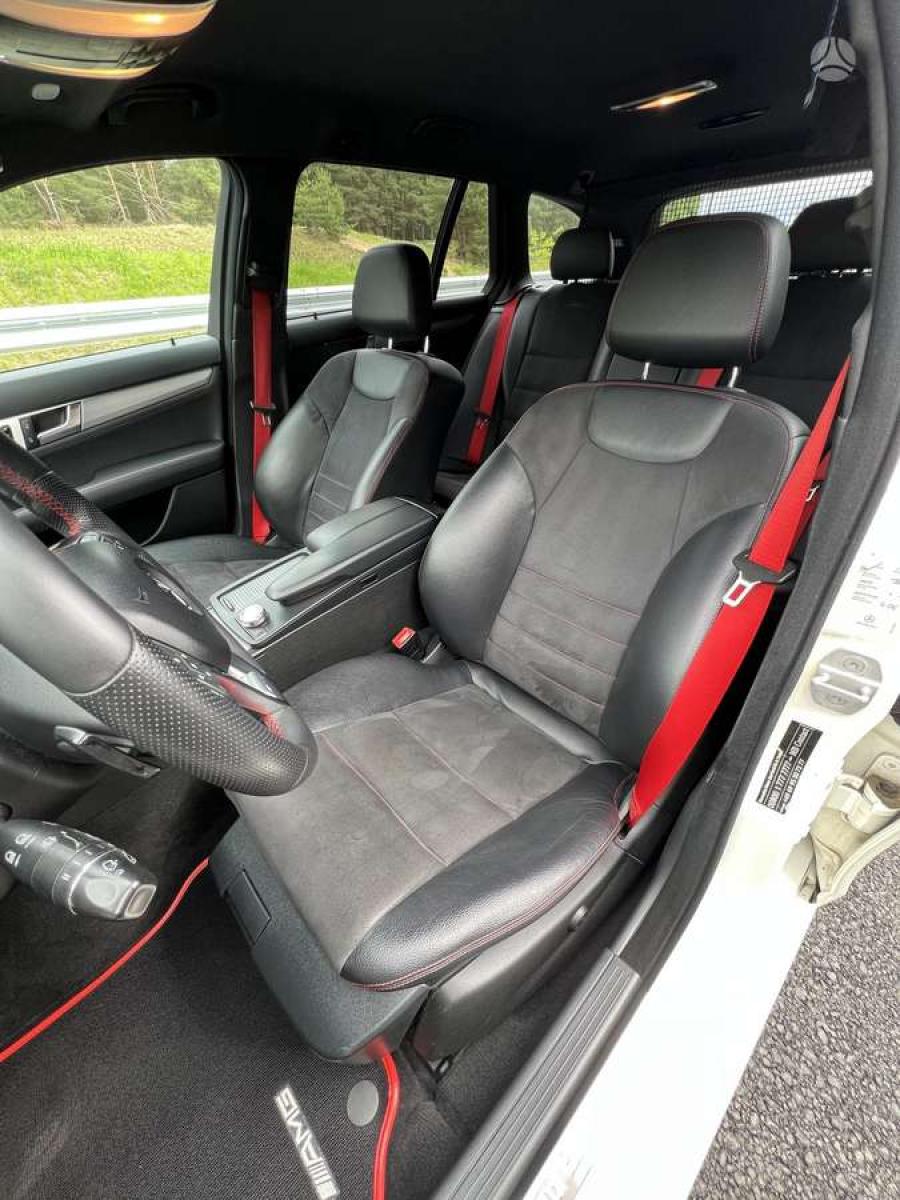 Balts Mercedes-Benz C 300 2011 Kauņa, ar dzinēja tilpumu 2.99 L un nobraukumu 289 tūkst. km par 9000 €, foto 11 vietnē AUTOMOTO.COM.LV