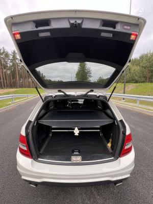 Balts Mercedes-Benz C 300 2011 Kauņa, ar dzinēja tilpumu 2.99 L un nobraukumu 289 tūkst. km par 9000 €, foto 17 vietnē AUTOMOTO.COM.LV