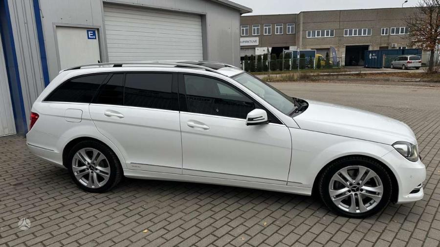 Balts Mercedes-Benz C 300 2012 Marijampole, ar dzinēja tilpumu 2.99 L un nobraukumu 280 tūkst. km par 8000 €, foto 6 vietnē AUTOMOTO.COM.LV