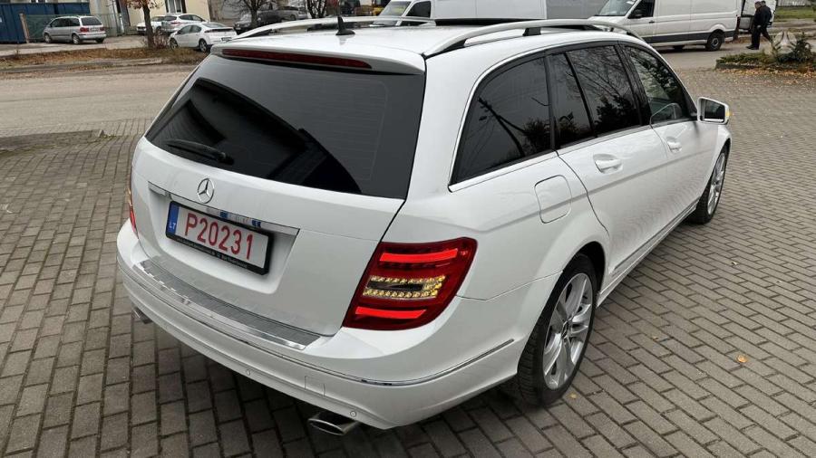 Balts Mercedes-Benz C 300 2012 Marijampole, ar dzinēja tilpumu 2.99 L un nobraukumu 280 tūkst. km par 8000 €, foto 8 vietnē AUTOMOTO.COM.LV